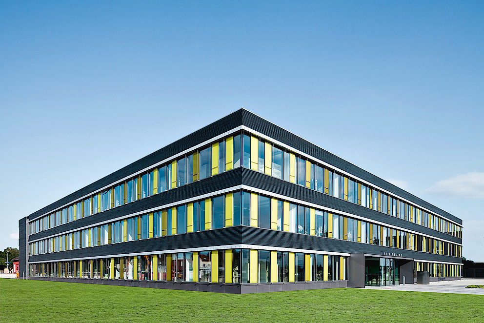 Finanzamt Polizei Geldern - Legner Van Ooyen | Jens Willebrand ...