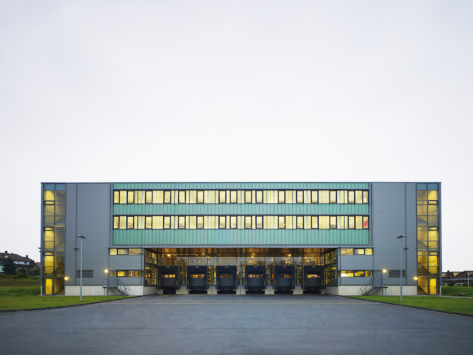 Logistikzentrum Q3 Hilden - Qiagen Reichardt Integral | Jens Willebrand ...