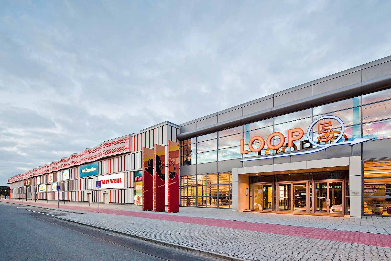 Loop 5 Weiterstadt - HPP Sonae Sierra | Jens Willebrand ...