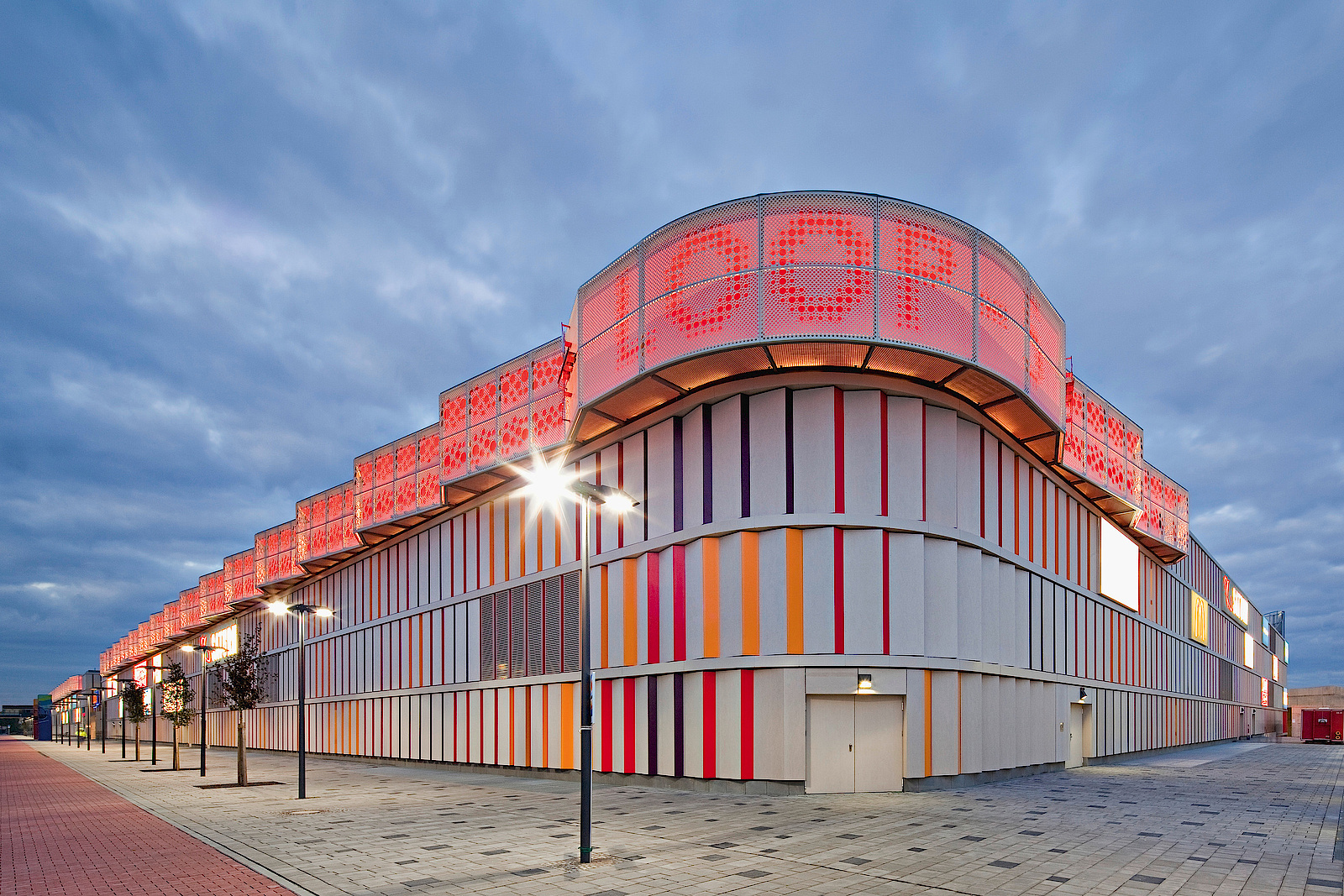 Loop 5 Weiterstadt - HPP Sonae Sierra | Jens Willebrand ...